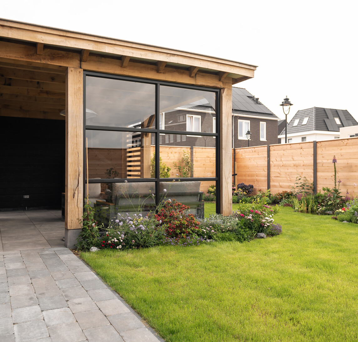 Eiken veranda als verlengstuk van de woning | Reus Buitenkamers